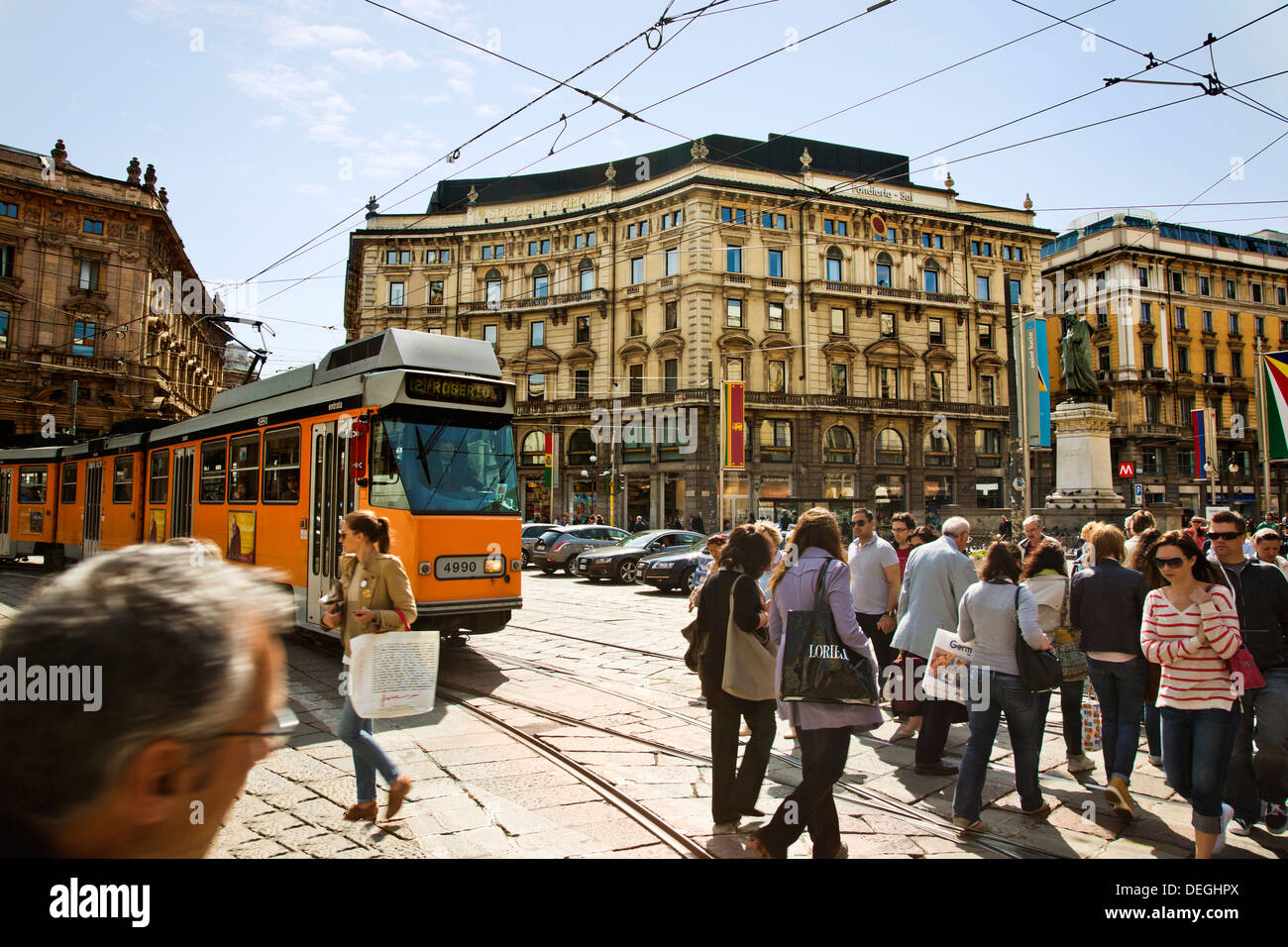 Italy Milan Street Scene Stock Photos & Italy Milan Street Scene Stock ...