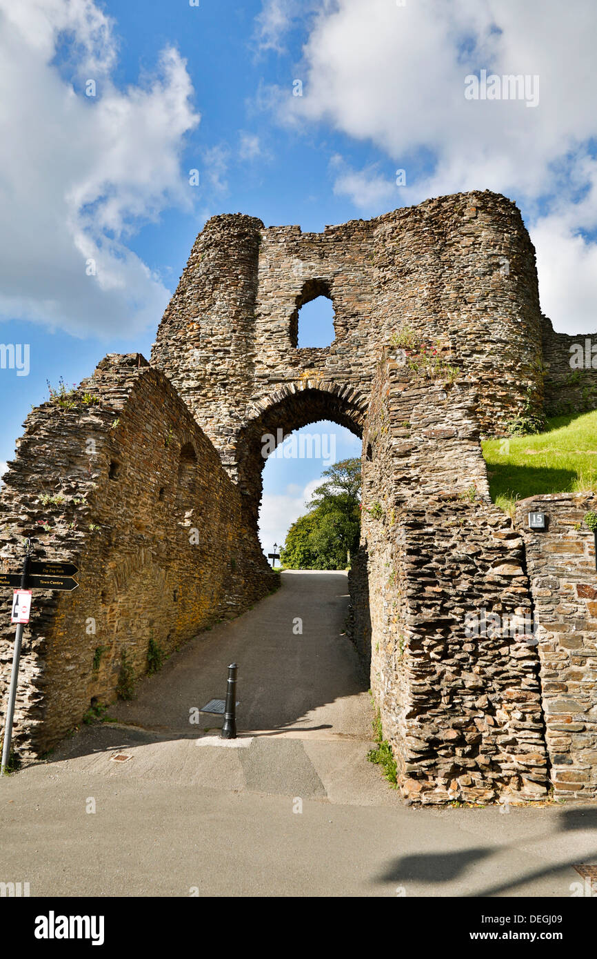 Launceston Castle; Arch; Cornwall; UK Stock Photo - Alamy