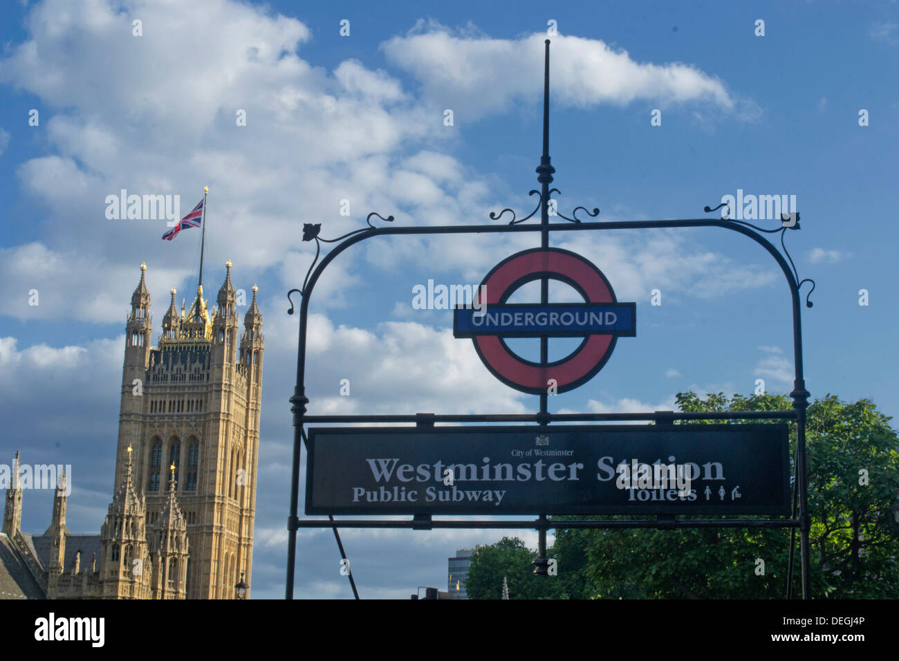 Palace of Westminster and Westminster Station Underground Entrance ...