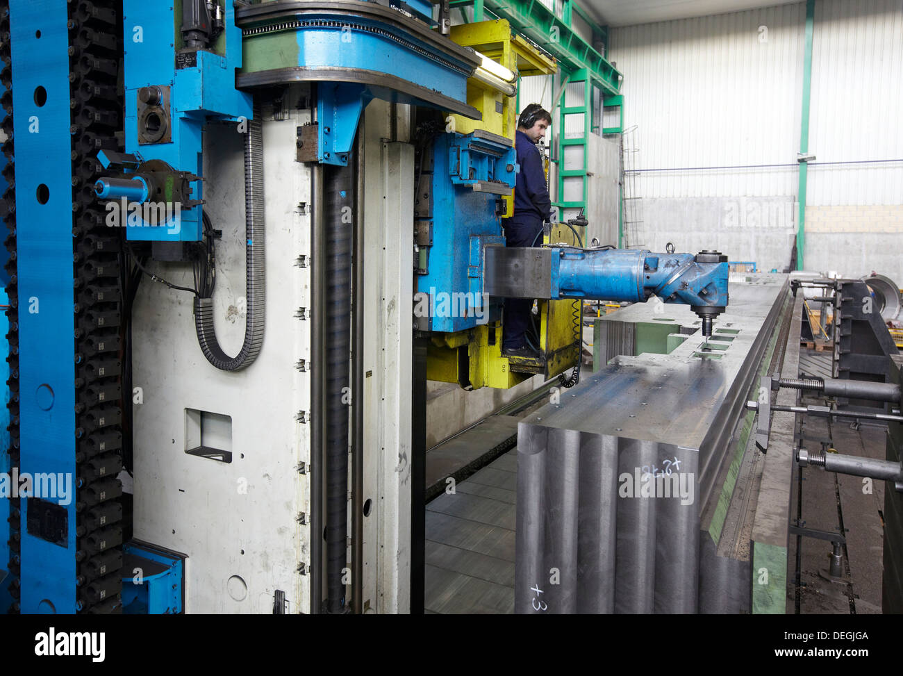 Boilermaking hi-res stock photography and images - Alamy