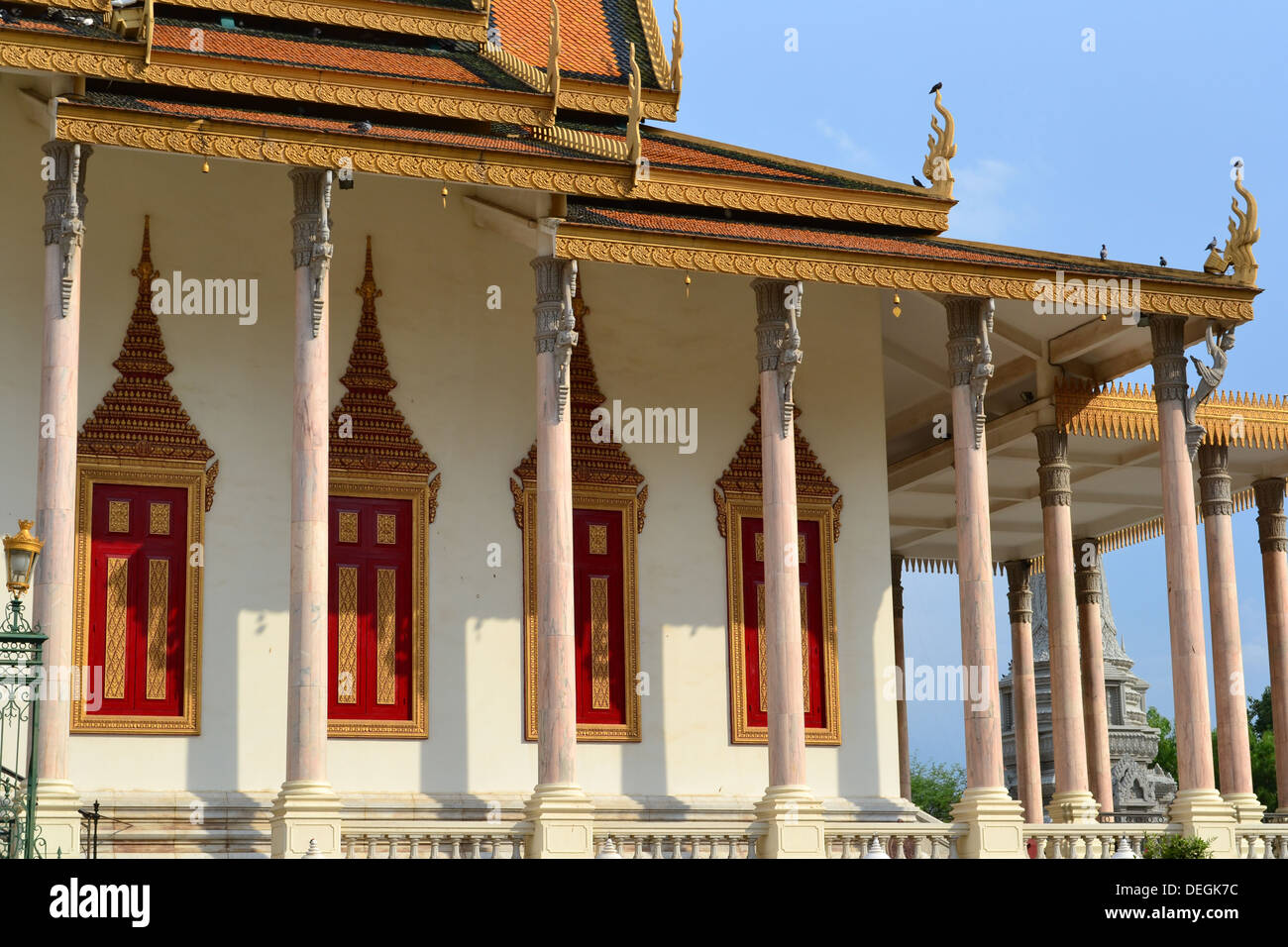 Temple in Royal Palace in Phnom Penh, Cambodia Stock Photo - Alamy