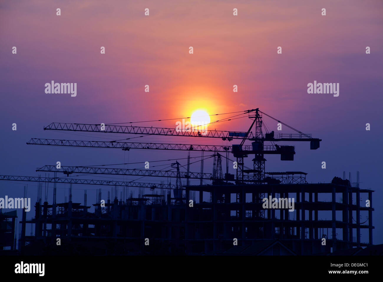 Sunset construction project hi-res stock photography and images - Alamy