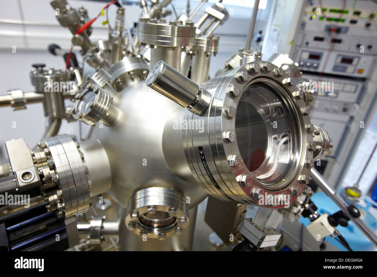 Scanning Tunneling Microscope