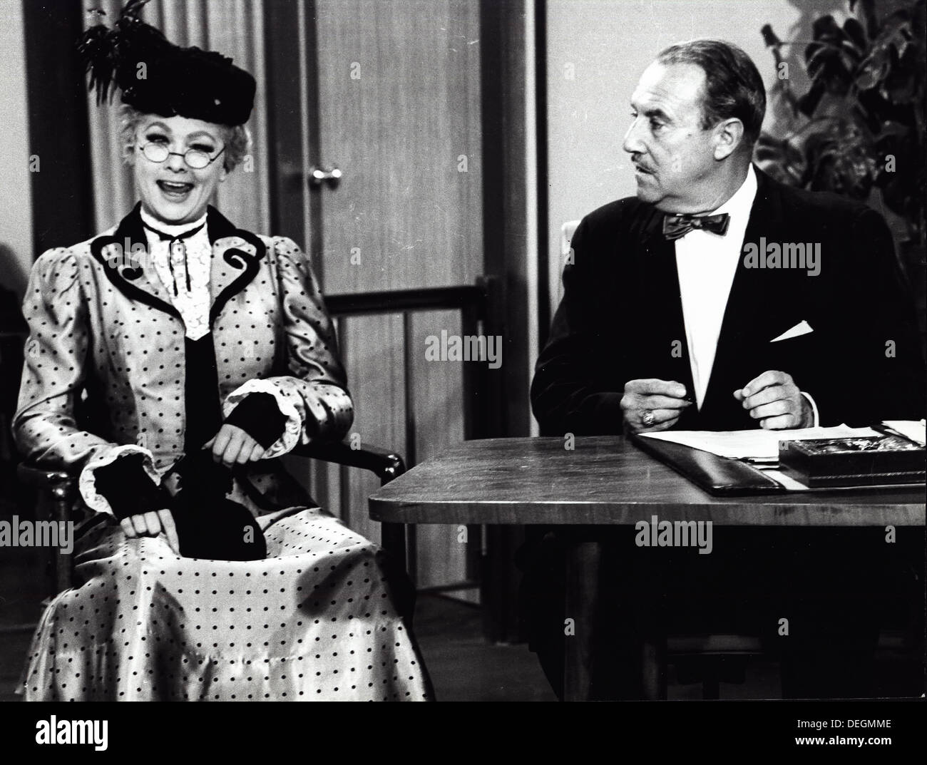 Gale gordon hi-res stock photography and images - Alamy