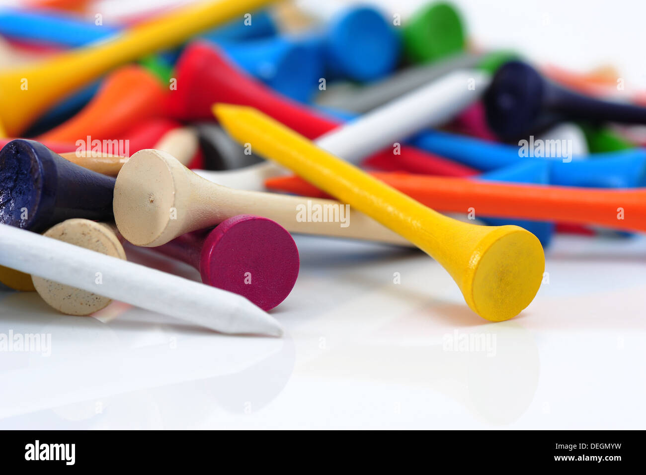 Golf tees hi-res stock photography and images - Alamy