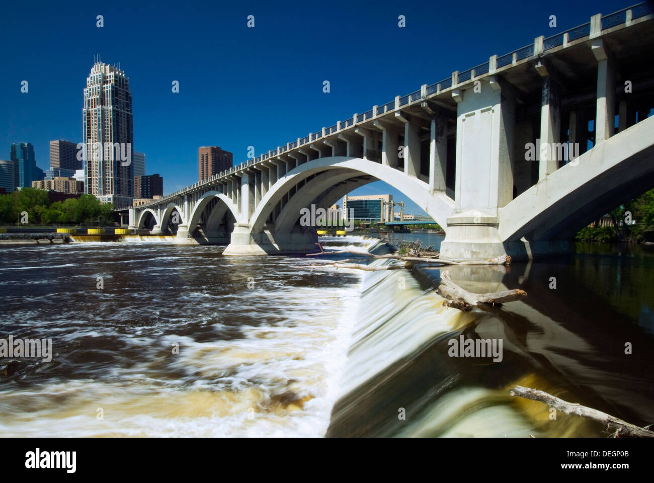 Third Avenue Bridge above Saint Anthony Falls. Minneapolis, Minnesota ...