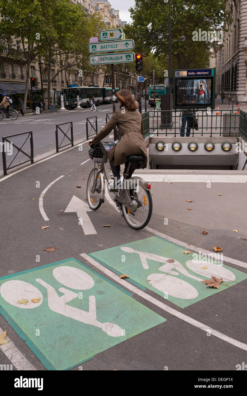 Bicycle paths in the Bastille area of Paris, France Stock Photo - Alamy