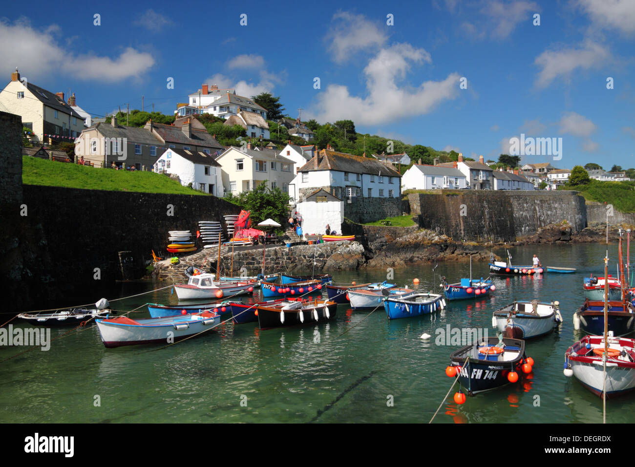 Boats anchored in a Cornish fishing harbour Stock Photo - Alamy
