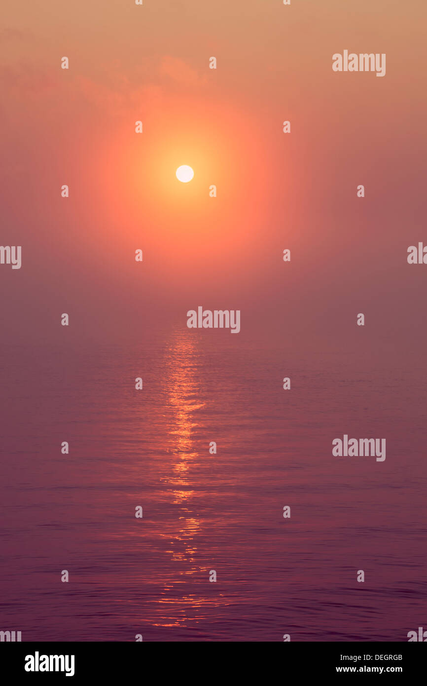Sunrise over Yellowstone Lake, West Thumb Geyser Basin, Yellowstone ...