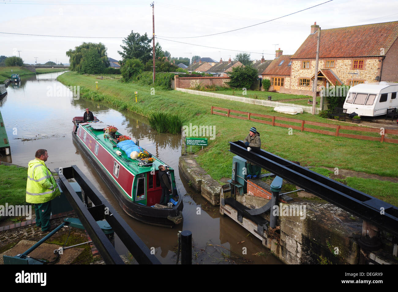 River ouse lock hi-res stock photography and images - Alamy