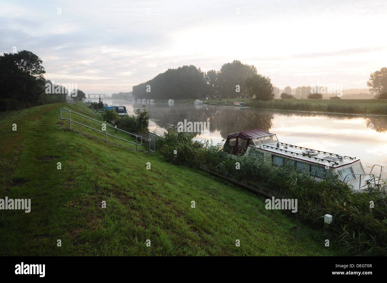Denver Sluice River Great Ouse Norfolk Stock Photo - Alamy