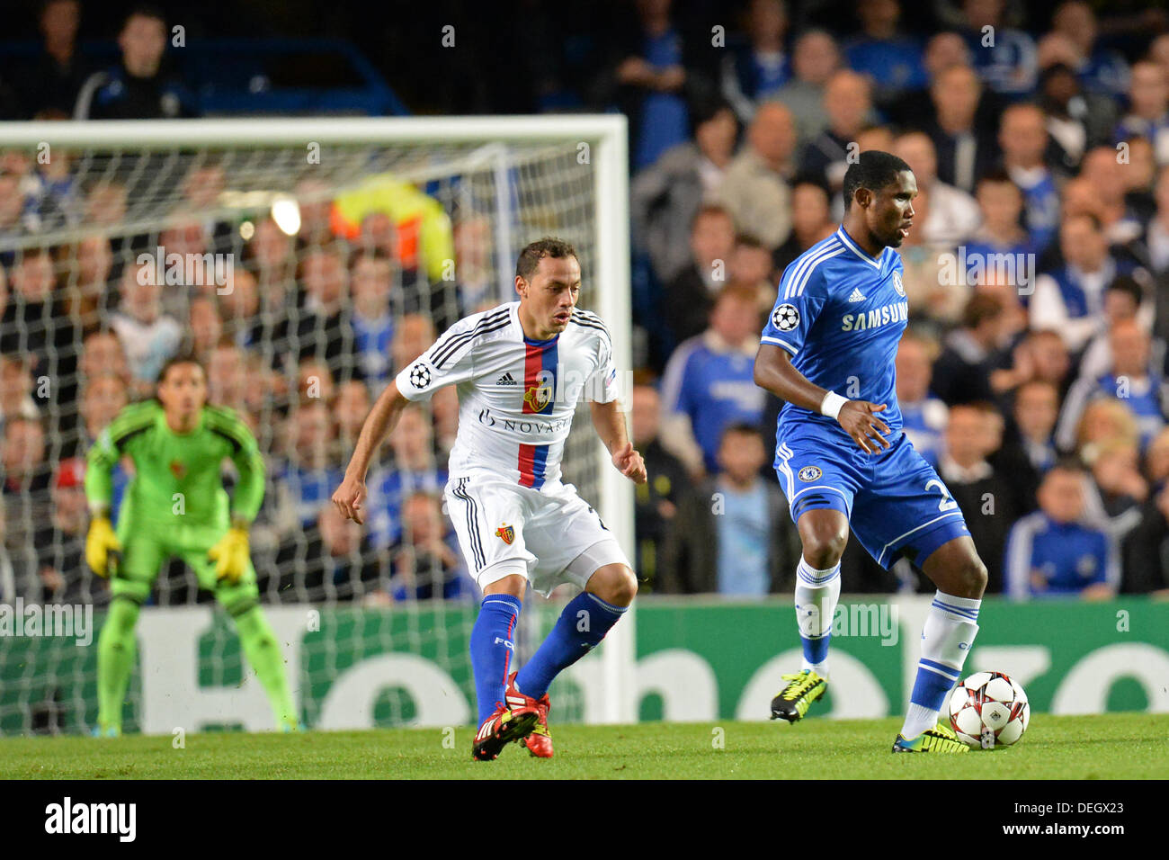 LONDON, ENGLAND - September 18: Chelsea's Samuel Eto'o during the UEFA ...