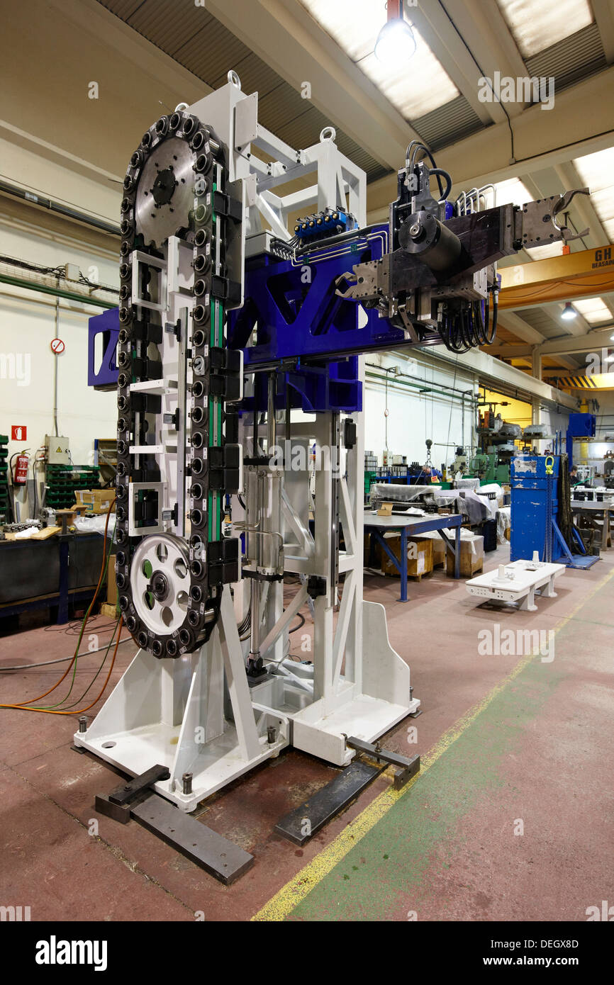 Automatic tool changer hi-res stock photography and images - Alamy Automatic tool changer hi-res stock photography and images - Alamy
