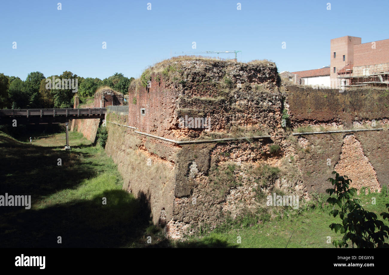 Novara old hi-res stock photography and images - Alamy