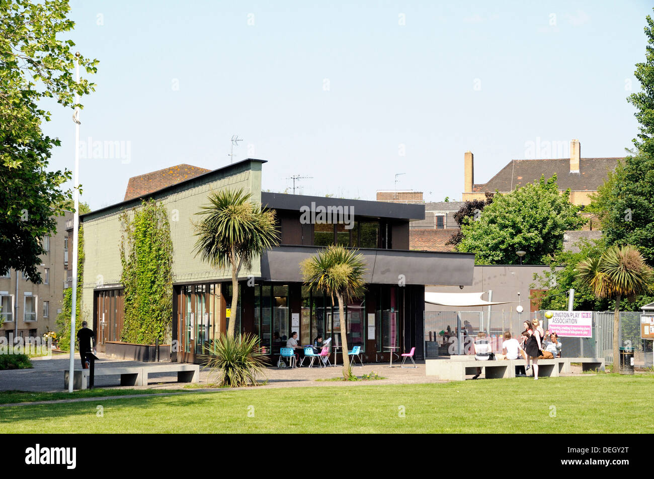 Paradise park islington hi-res stock photography and images - Alamy