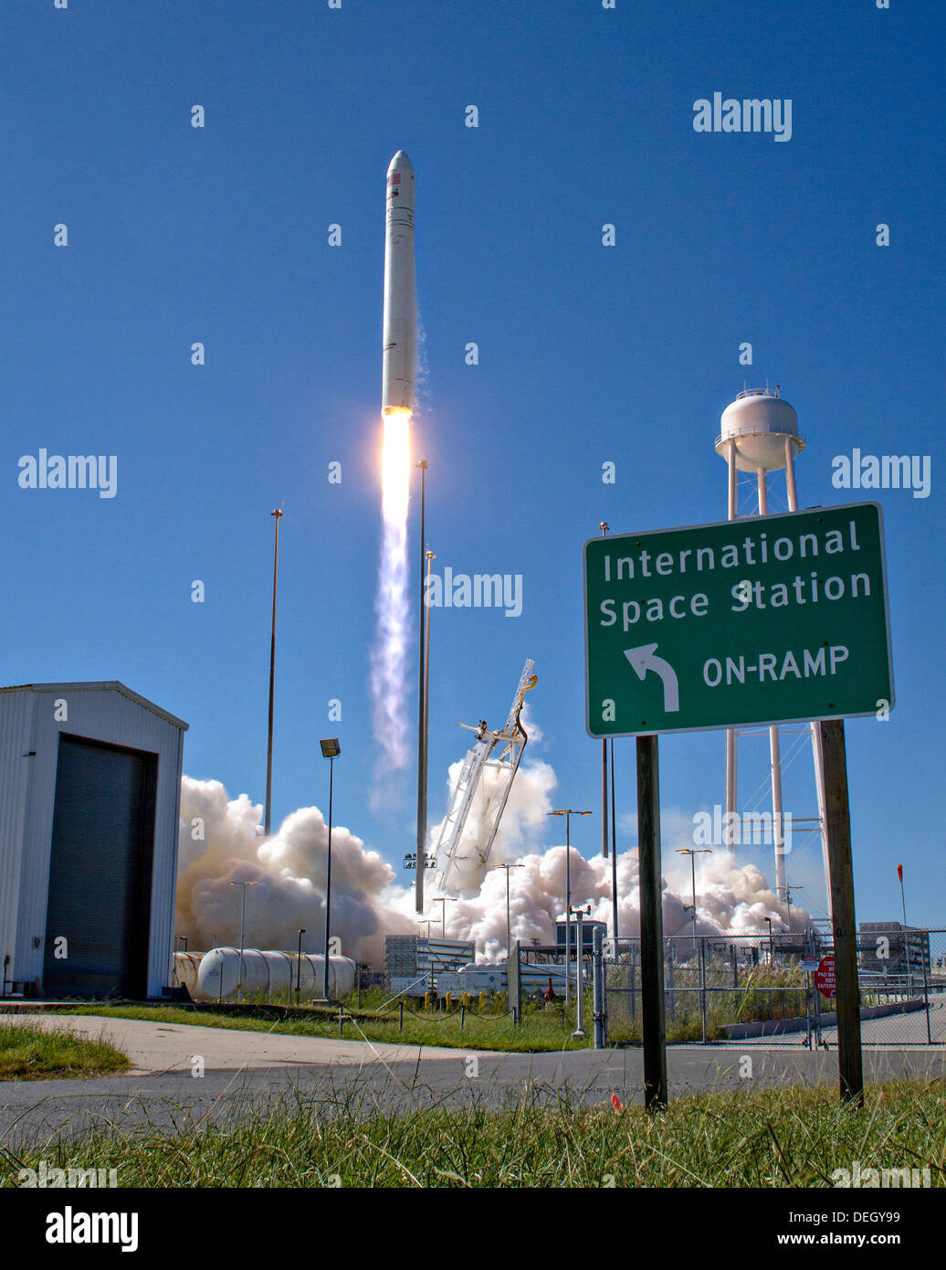 Orbital Sciences Corporation Antares Rocket With The Cygnus Cargo
