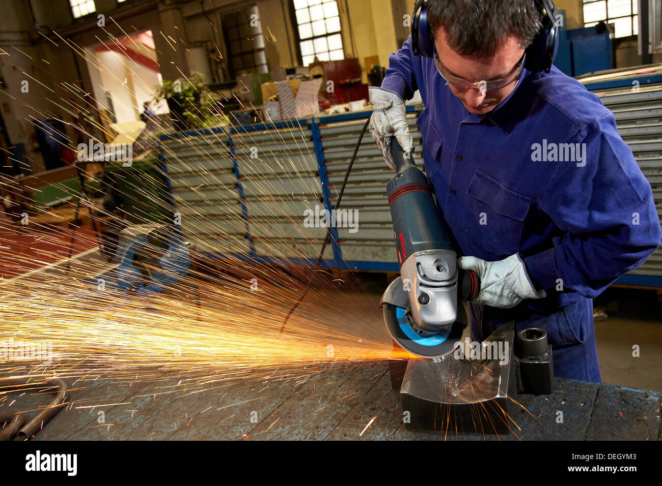 Forging machine hi-res stock photography and images - Alamy