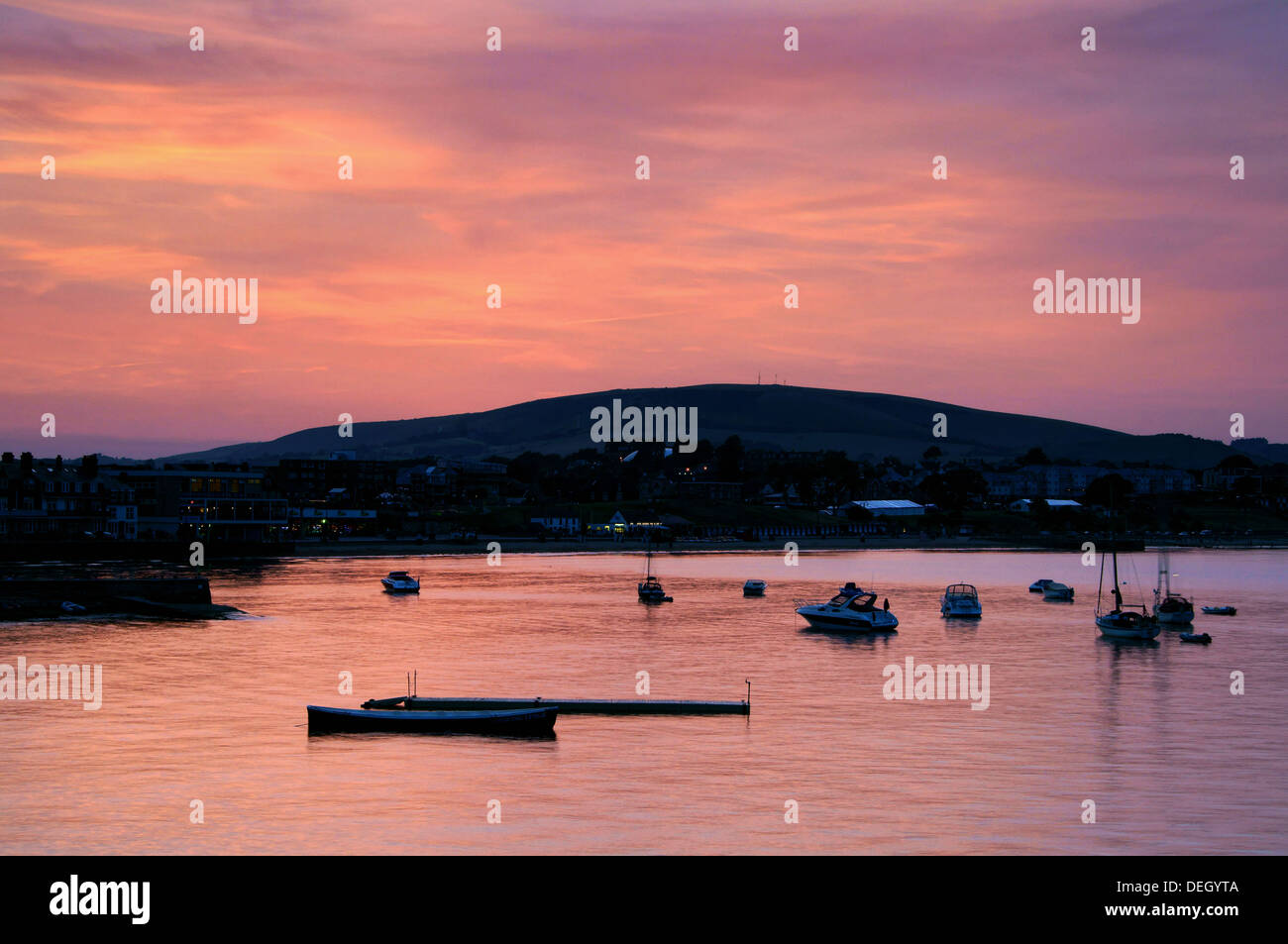 Purbeck uk dramatic hi-res stock photography and images - Alamy