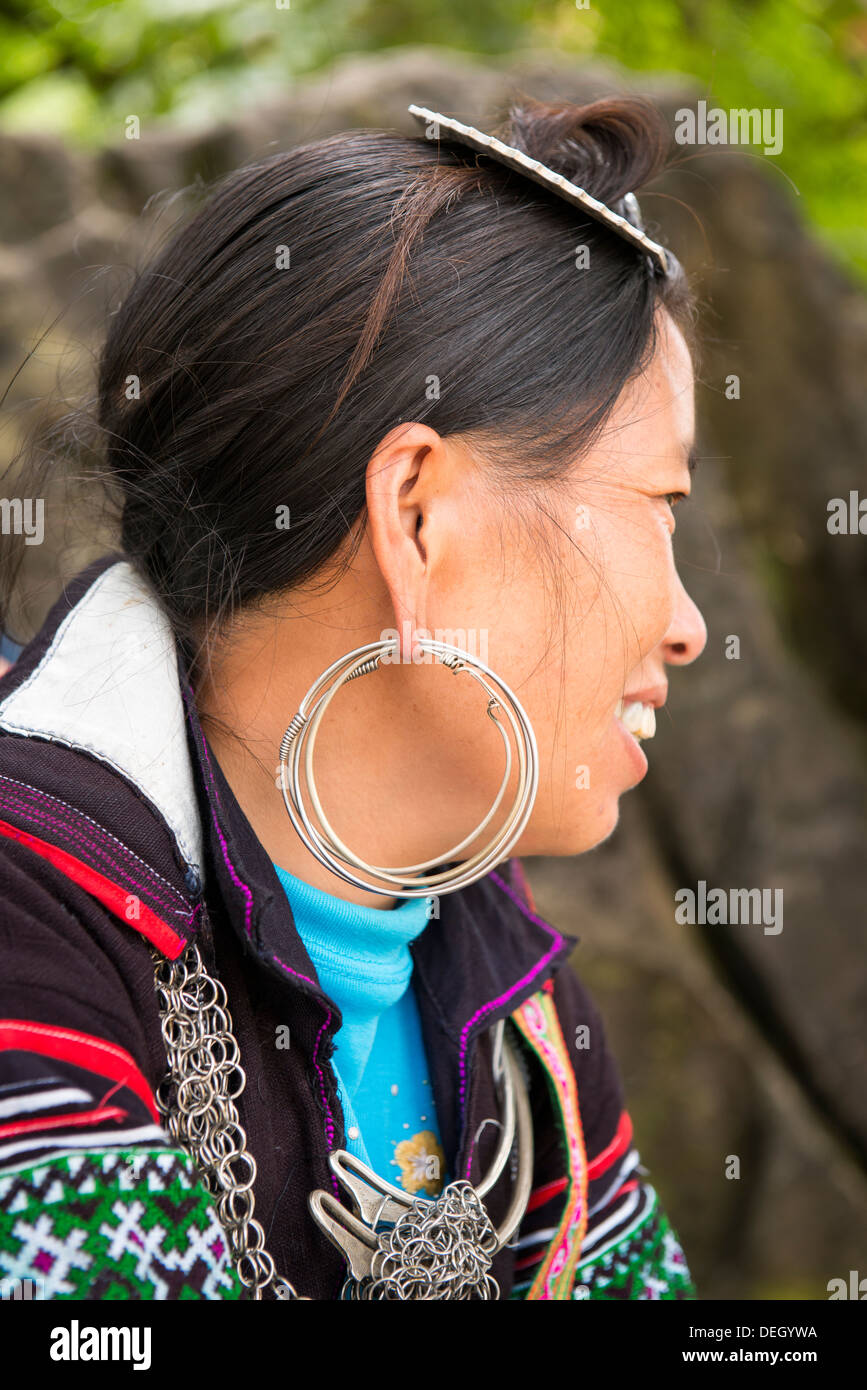 Black Hmong Woman High Resolution Stock Photography and Images - Alamy