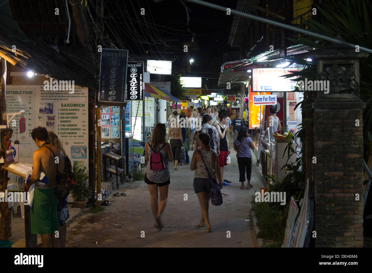 Ton Sai Village - Ko Phi Phi - Thailand Stock Photo - Alamy