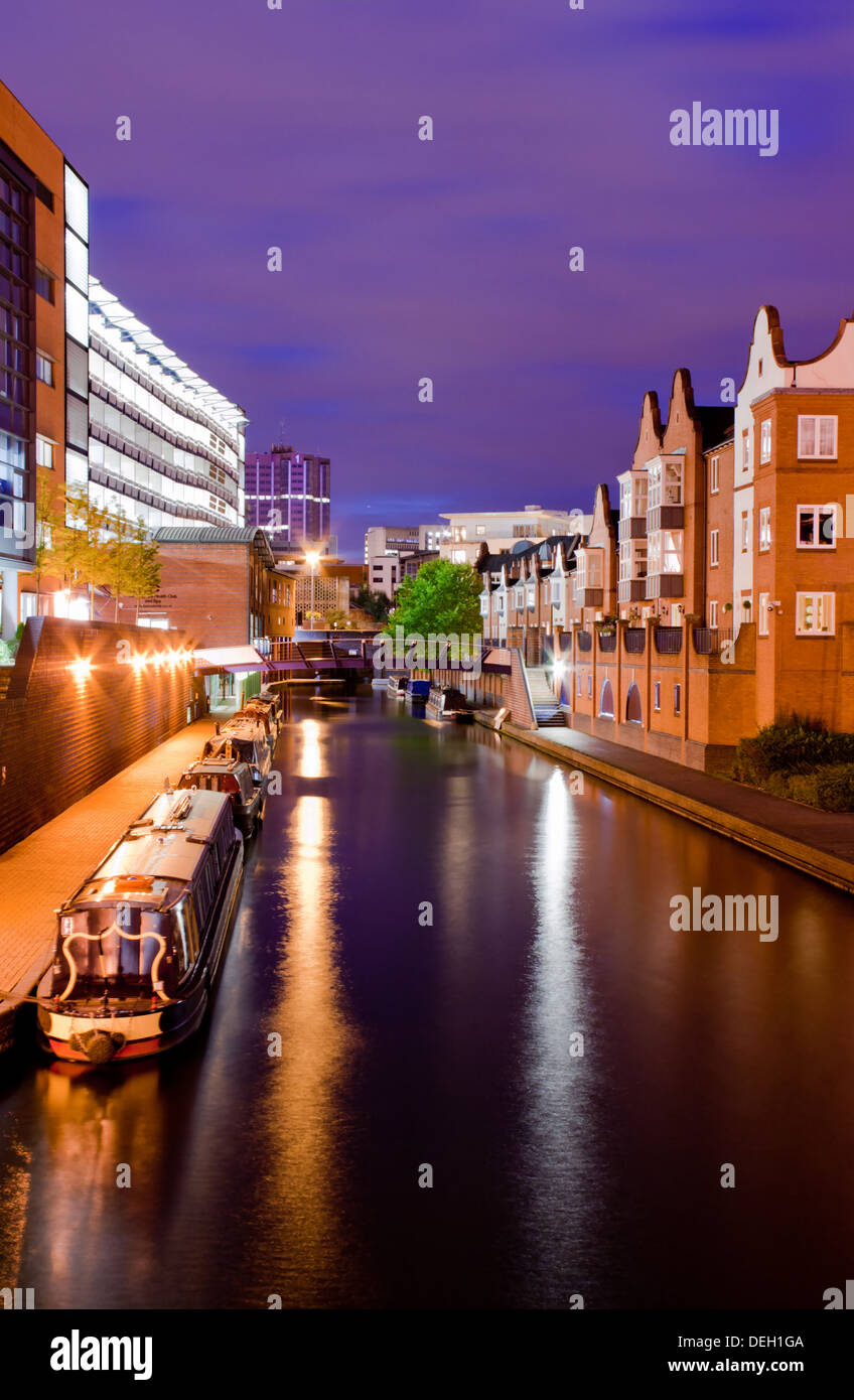 Birmingham Canal, England Stock Photo - Alamy