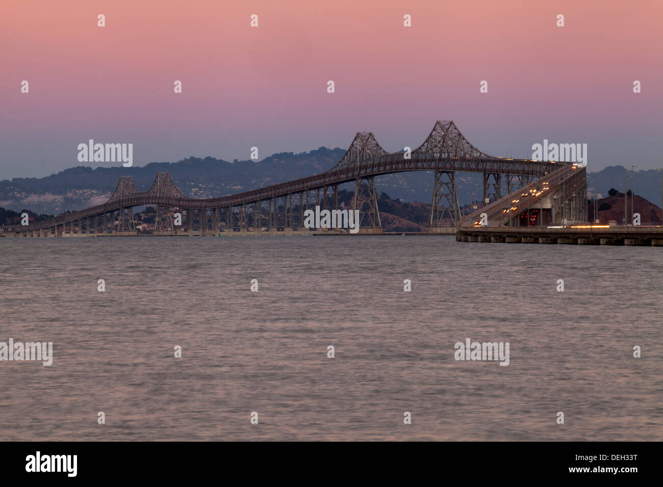 Usa road bridges hi-res stock photography and images - Alamy