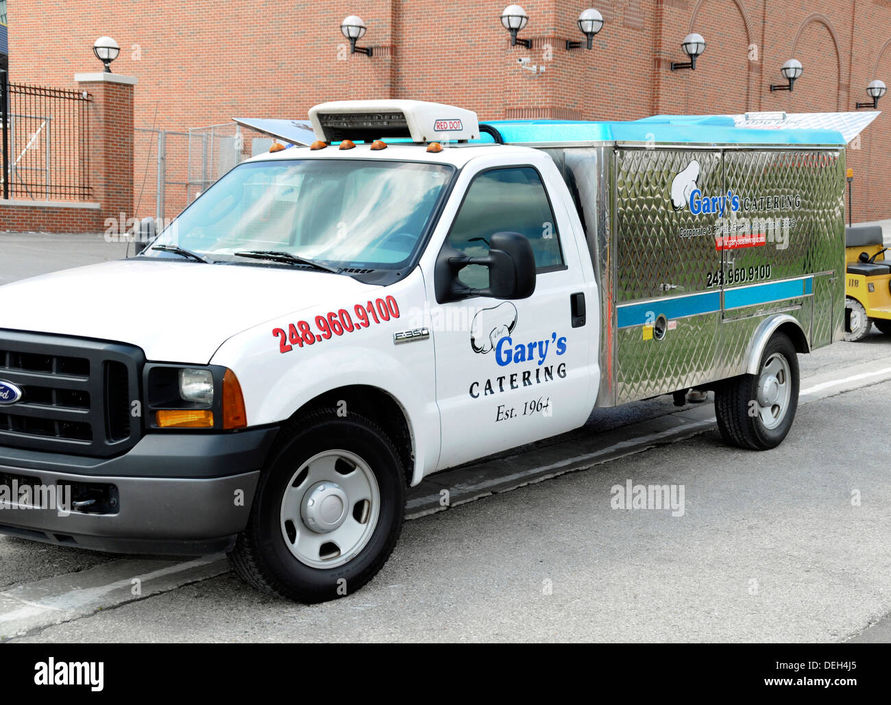 A chuck wagon arrives at the construction site at the University of ...