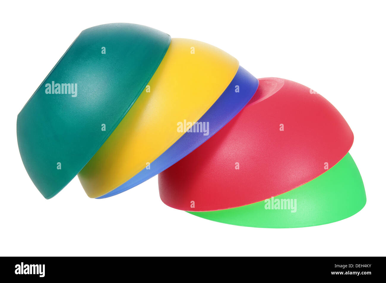 Stack of plastic bowls hi-res stock photography and images - Alamy
