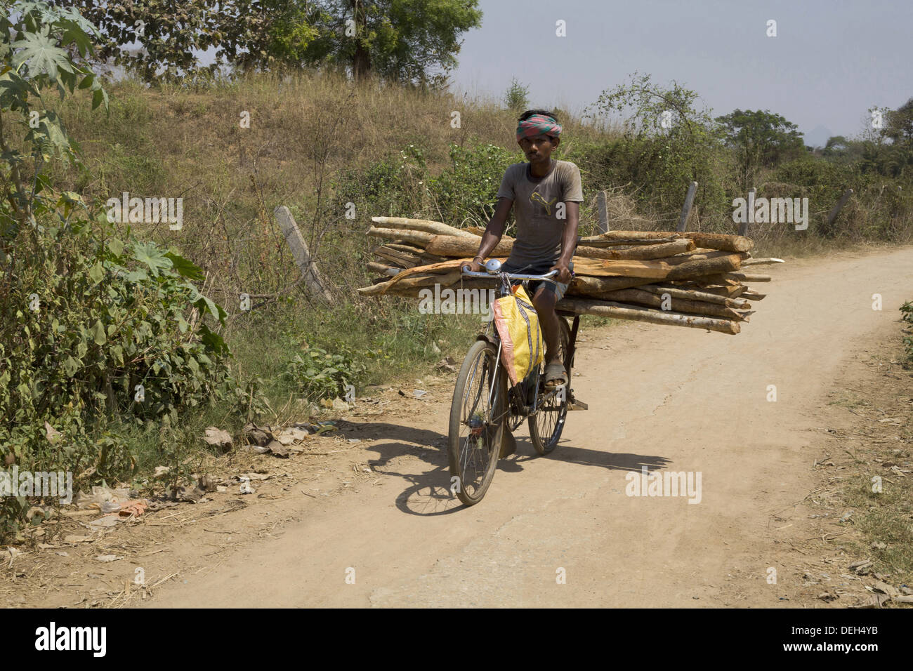 Indian man with cycle hi-res stock photography and images - Alamy