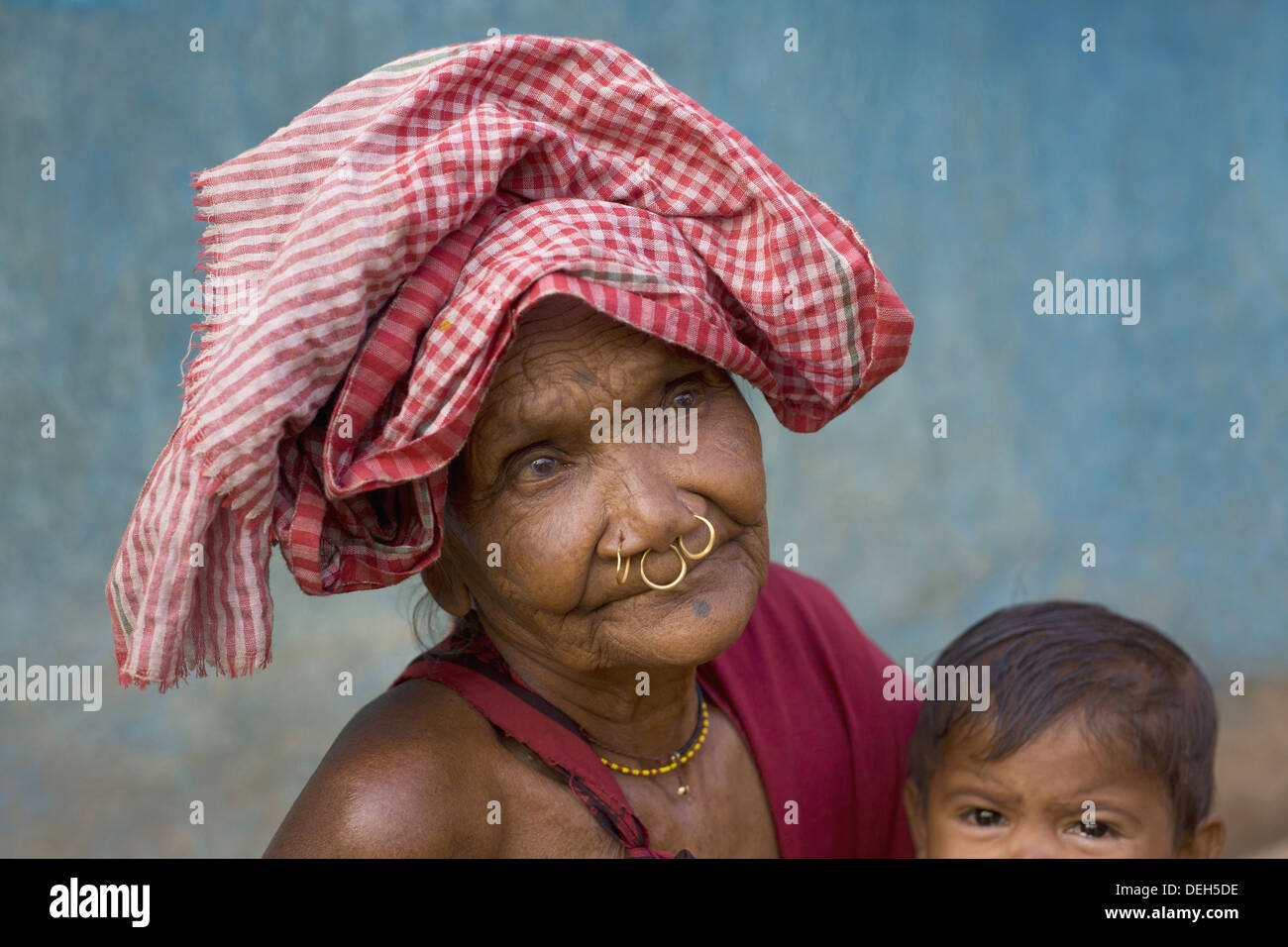 Native aboriginal grandmother hi-res stock photography and images - Alamy