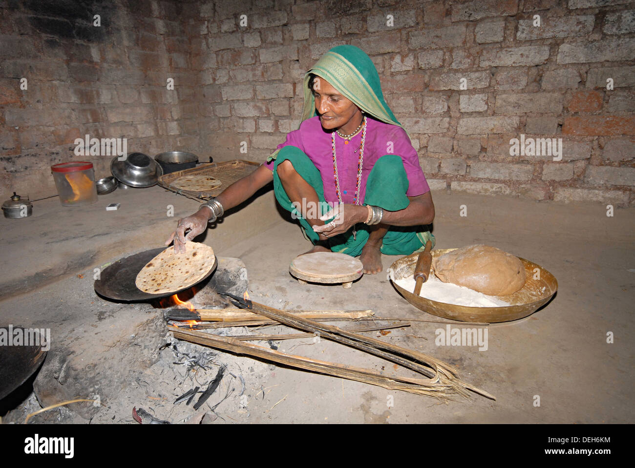 Woman cooking food , Orissa, India Stock Photo - Alamy