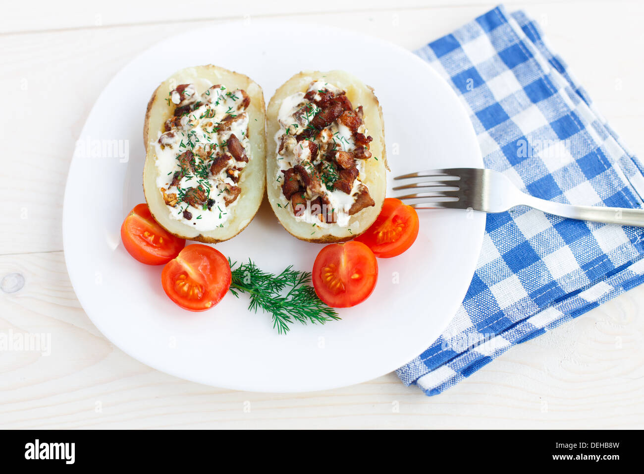 Half Jacket Potato High Resolution Stock Photography and Images - Alamy