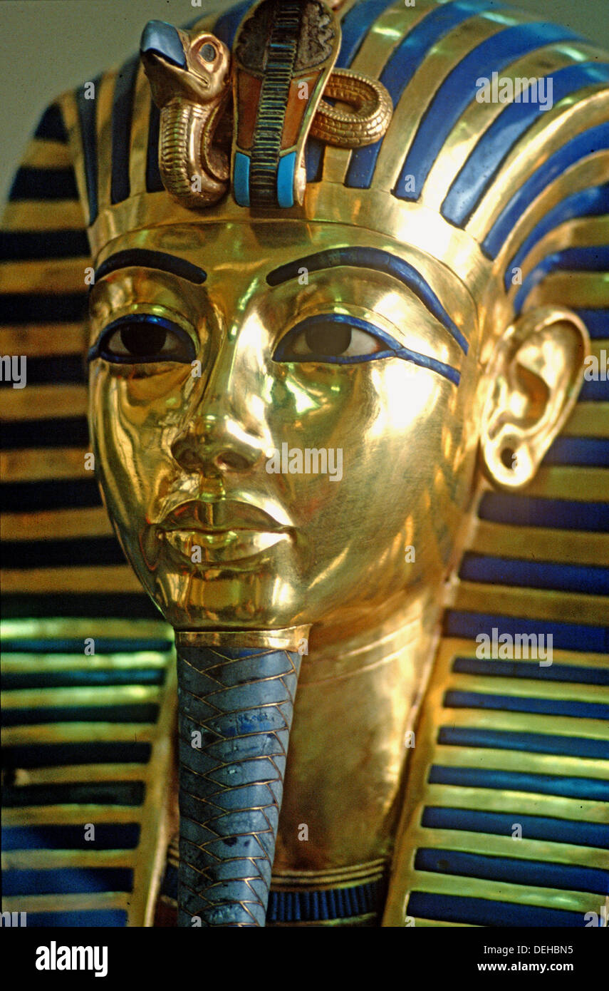 Tutankhamen Mask Stock Photos & Tutankhamen Mask Stock Images - Alamy
