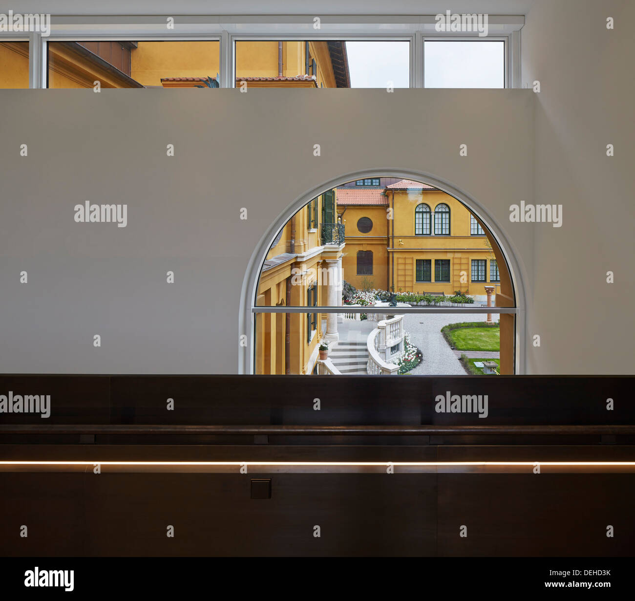 View from first floor window hi-res stock photography and images - Alamy