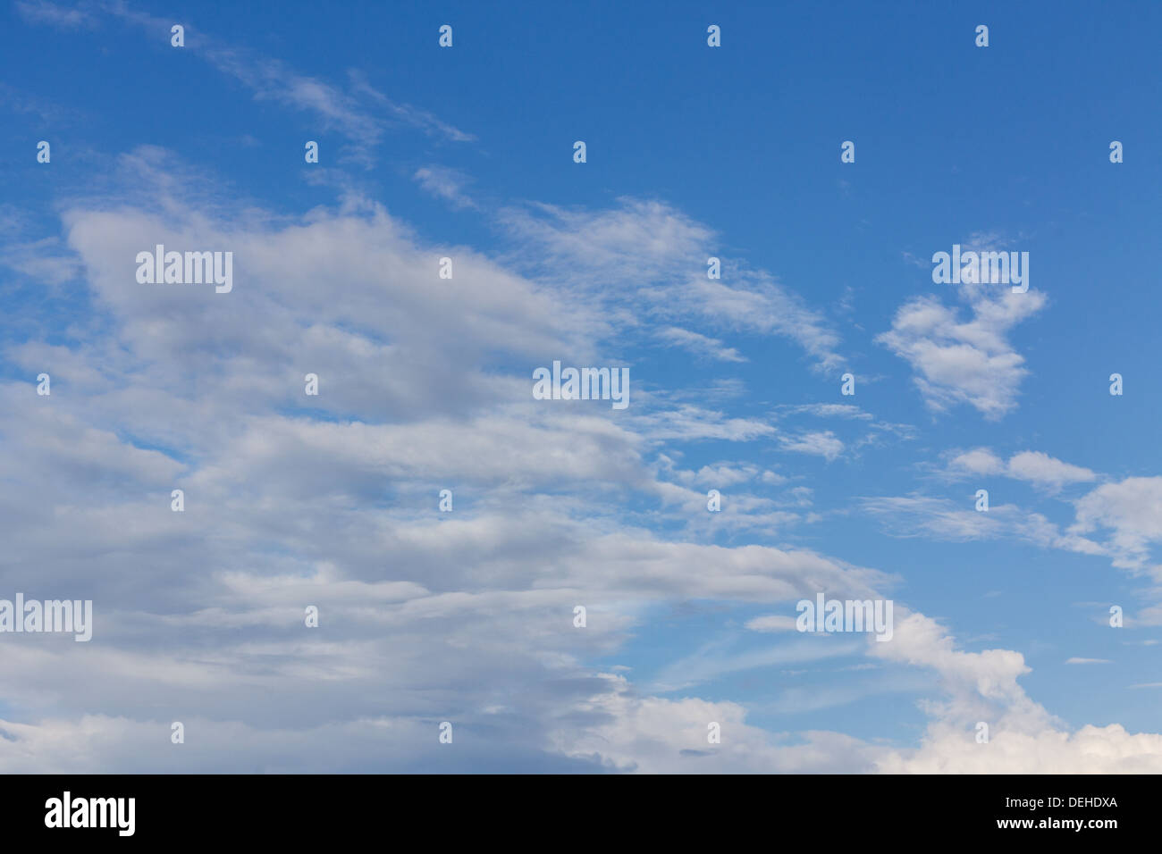Vertical clouds pictures hi-res stock photography and images - Alamy