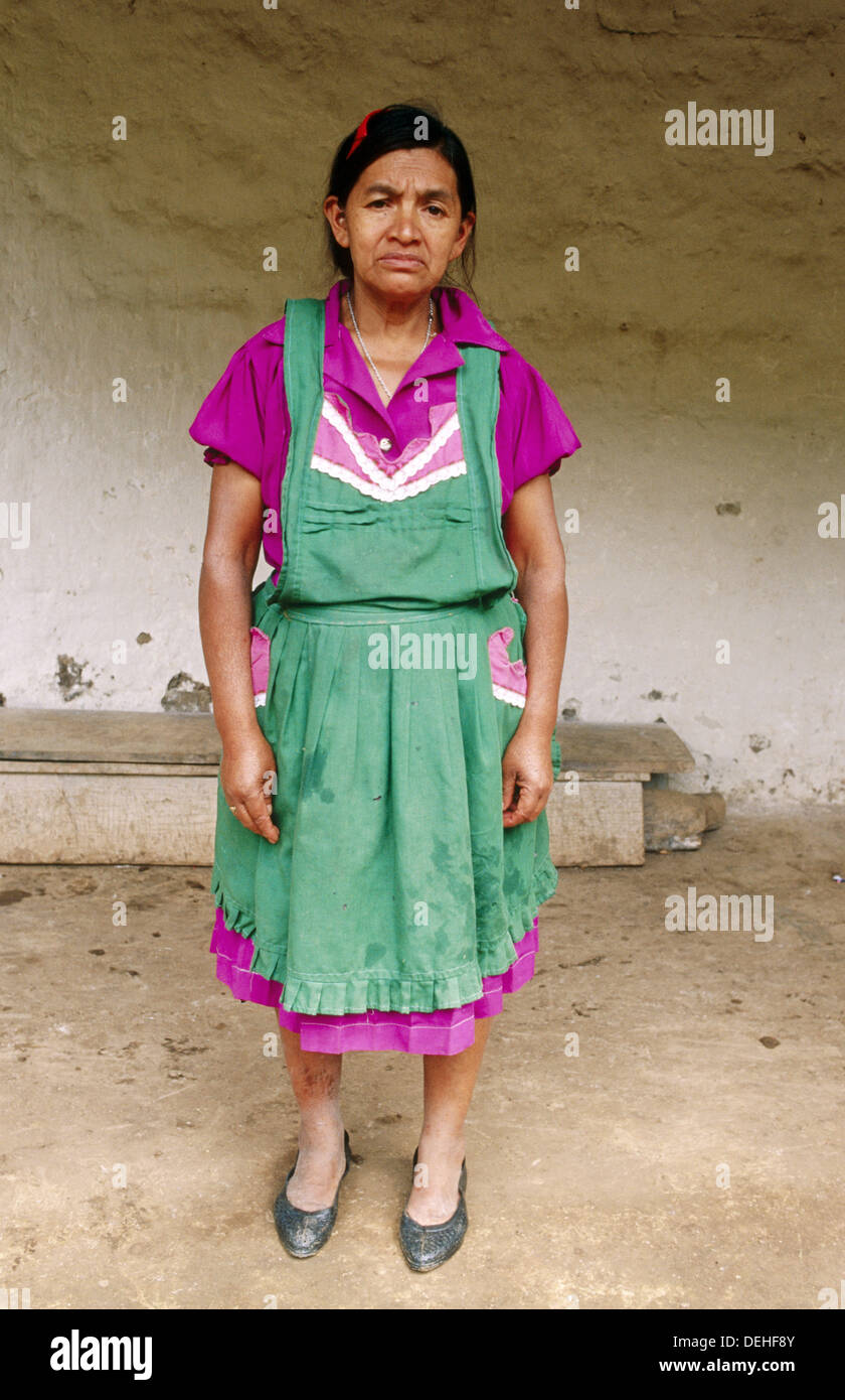 Lenca pottery and honduras hi-res stock photography and images - Alamy