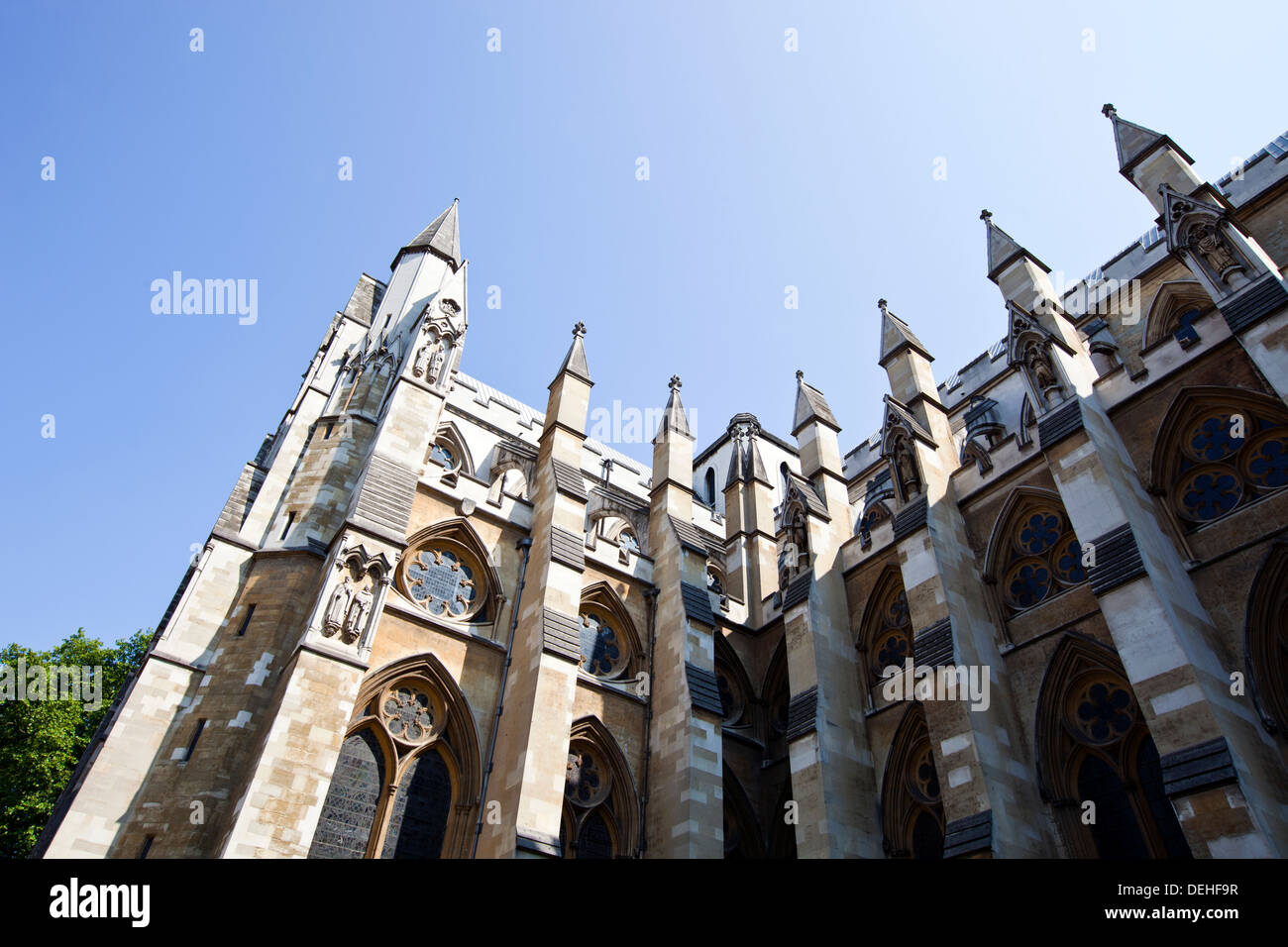 Side view Westminster Abbey Blue Sky Stock Photo - Alamy