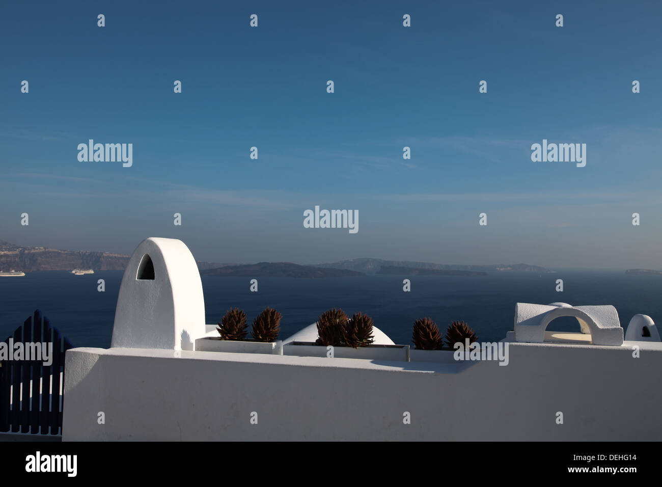 Terrace santorini volcano hi-res stock photography and images - Alamy