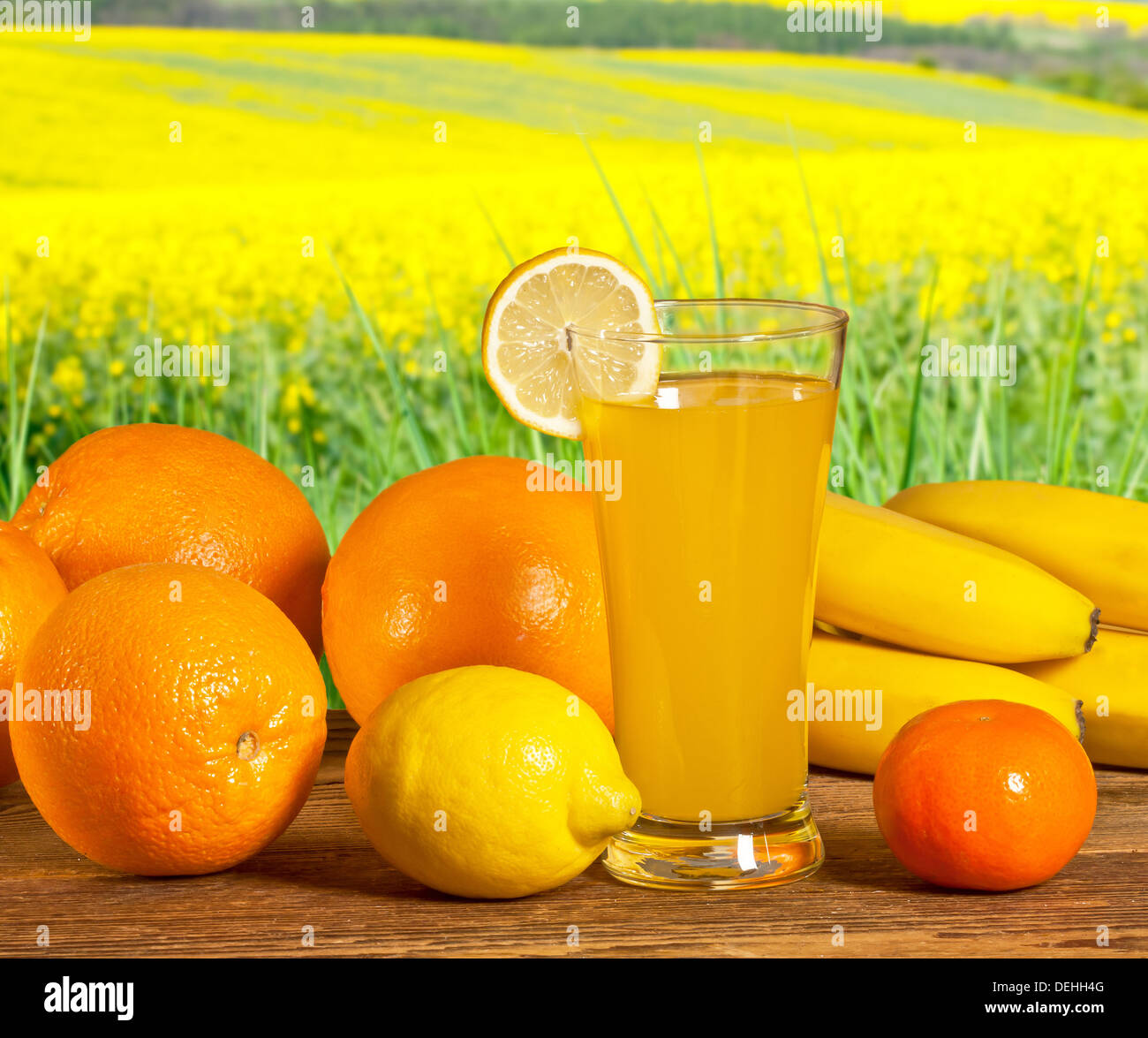 juice and fruits Stock Photo - Alamy