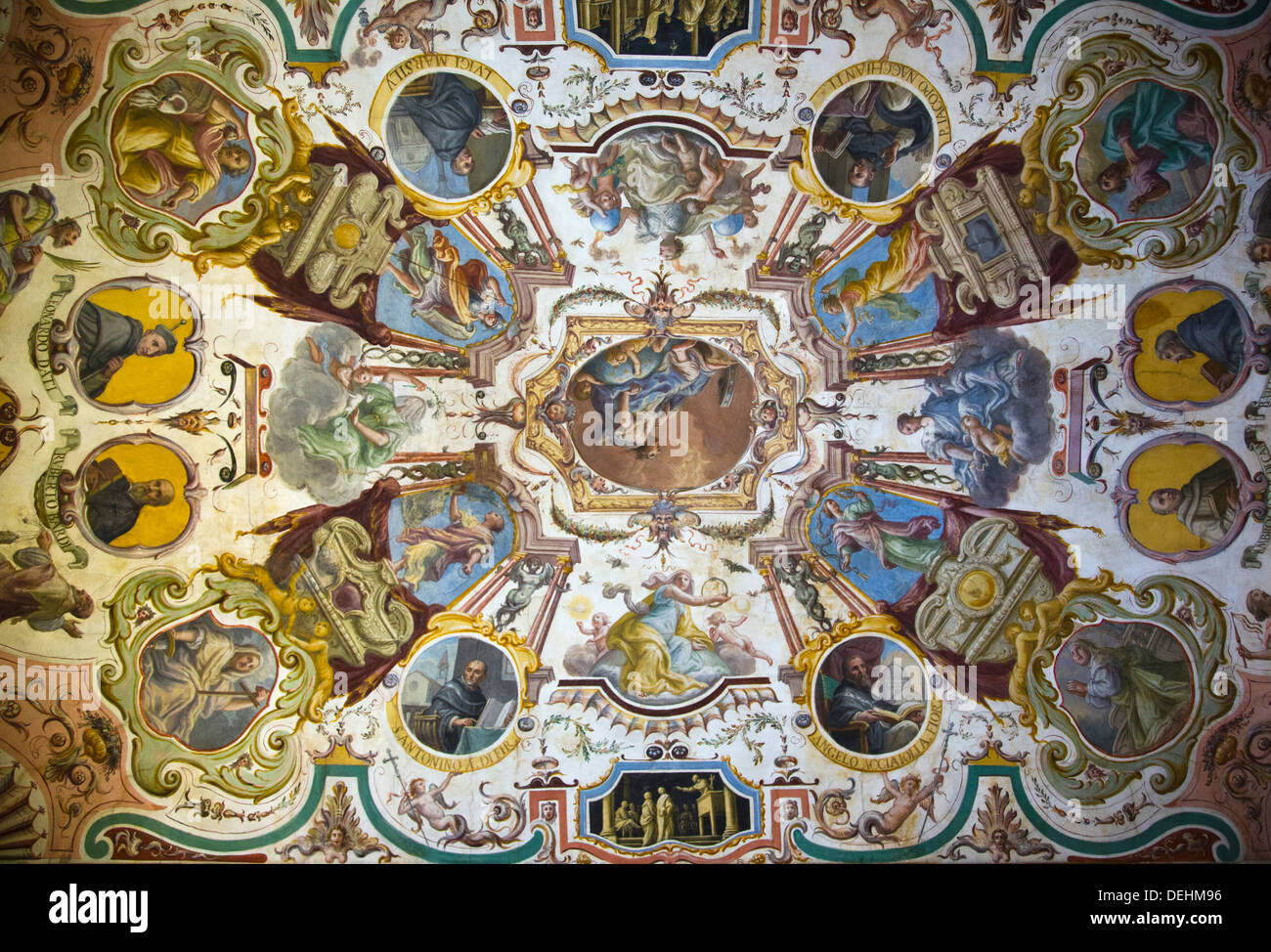 Ceiling uffizi gallery florence italy hi-res stock photography and ...