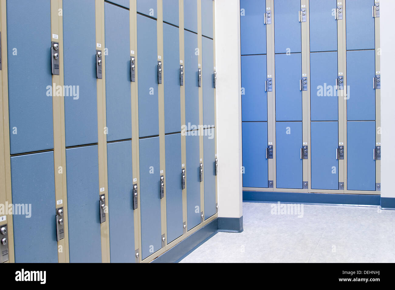 Closed lockers hi-res stock photography and images - Alamy