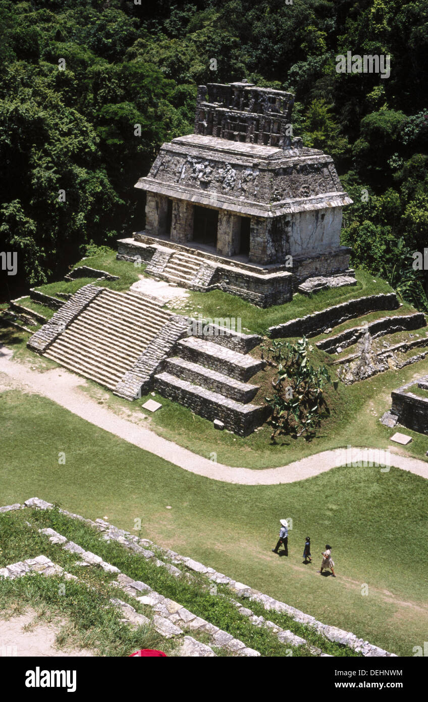 Temple of the cross group palenque hi-res stock photography and images ...
