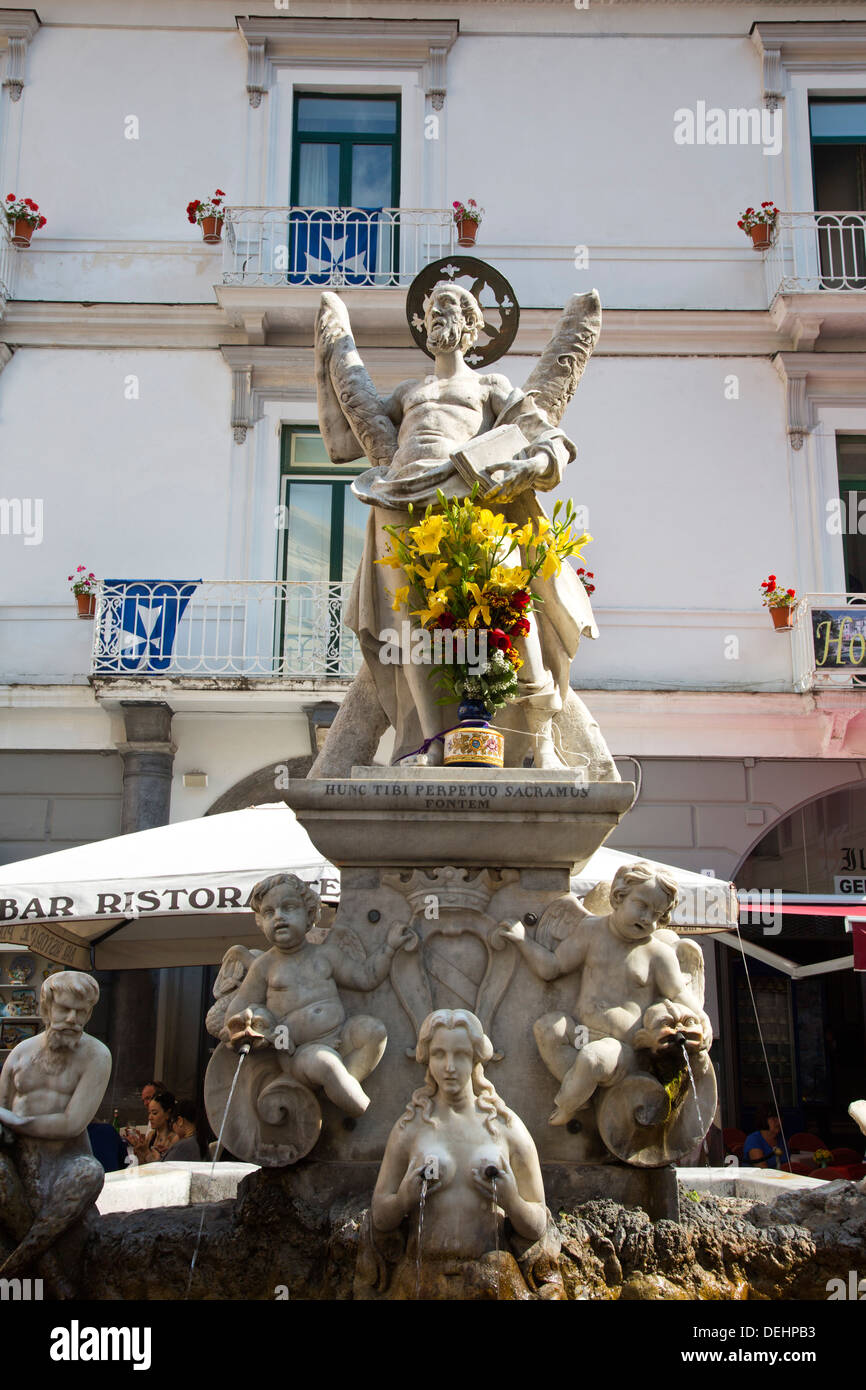 Statues on a fountain, Piazza Duomo, Amalfi, Province of Salerno ...
