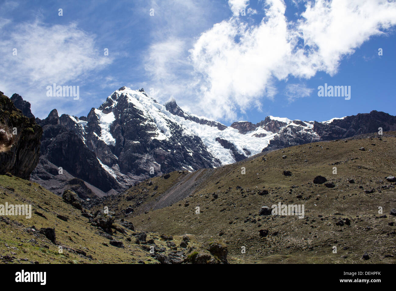 Inca trail snow capped hike trek andes hi-res stock photography and ...