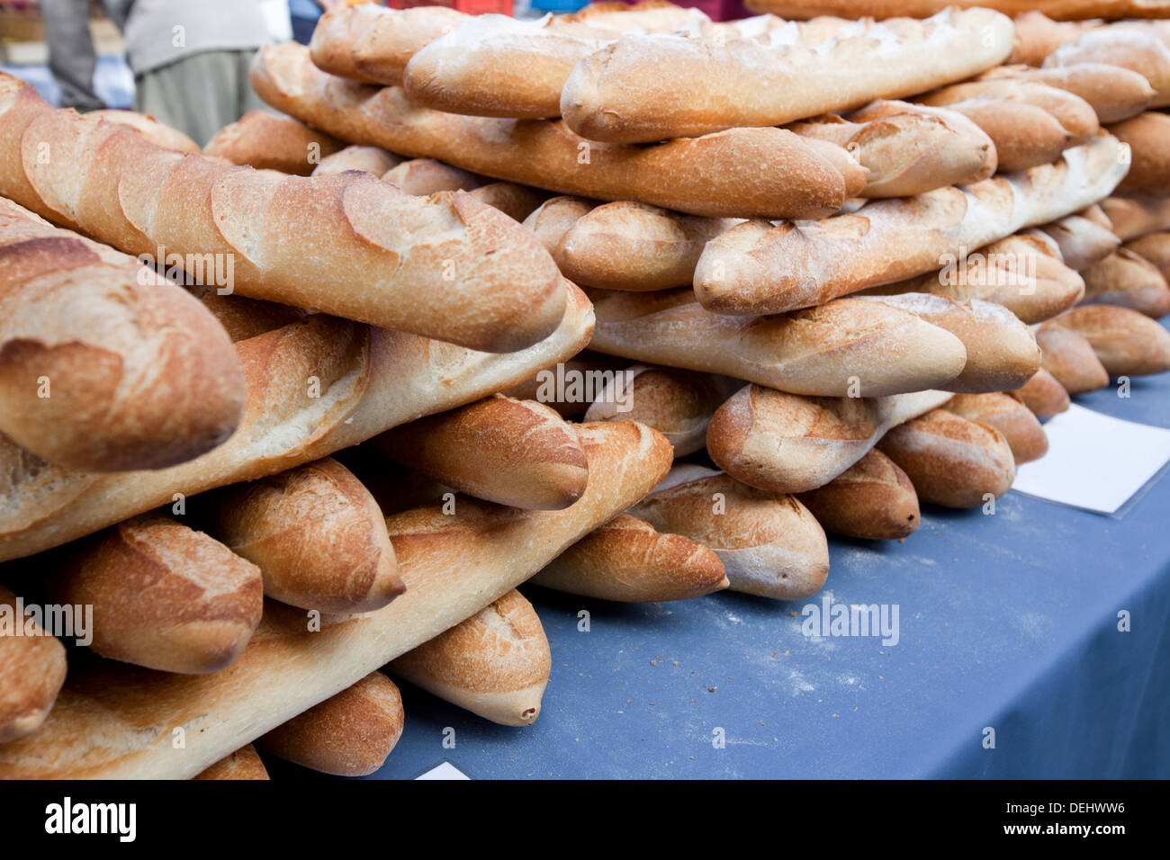 Bread store hi-res stock photography and images - Alamy