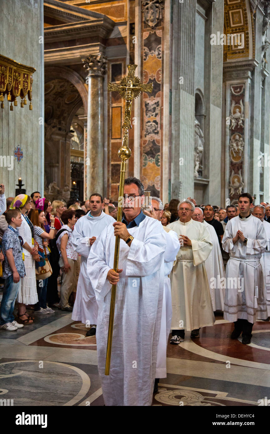 People praying in the St. Peter's Basilica, Vatican City, Rome, Lazio ...