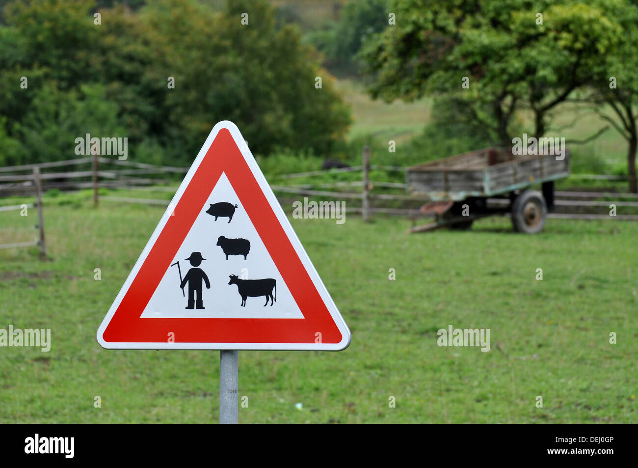 The roads and traffic hi-res stock photography and images - Alamy