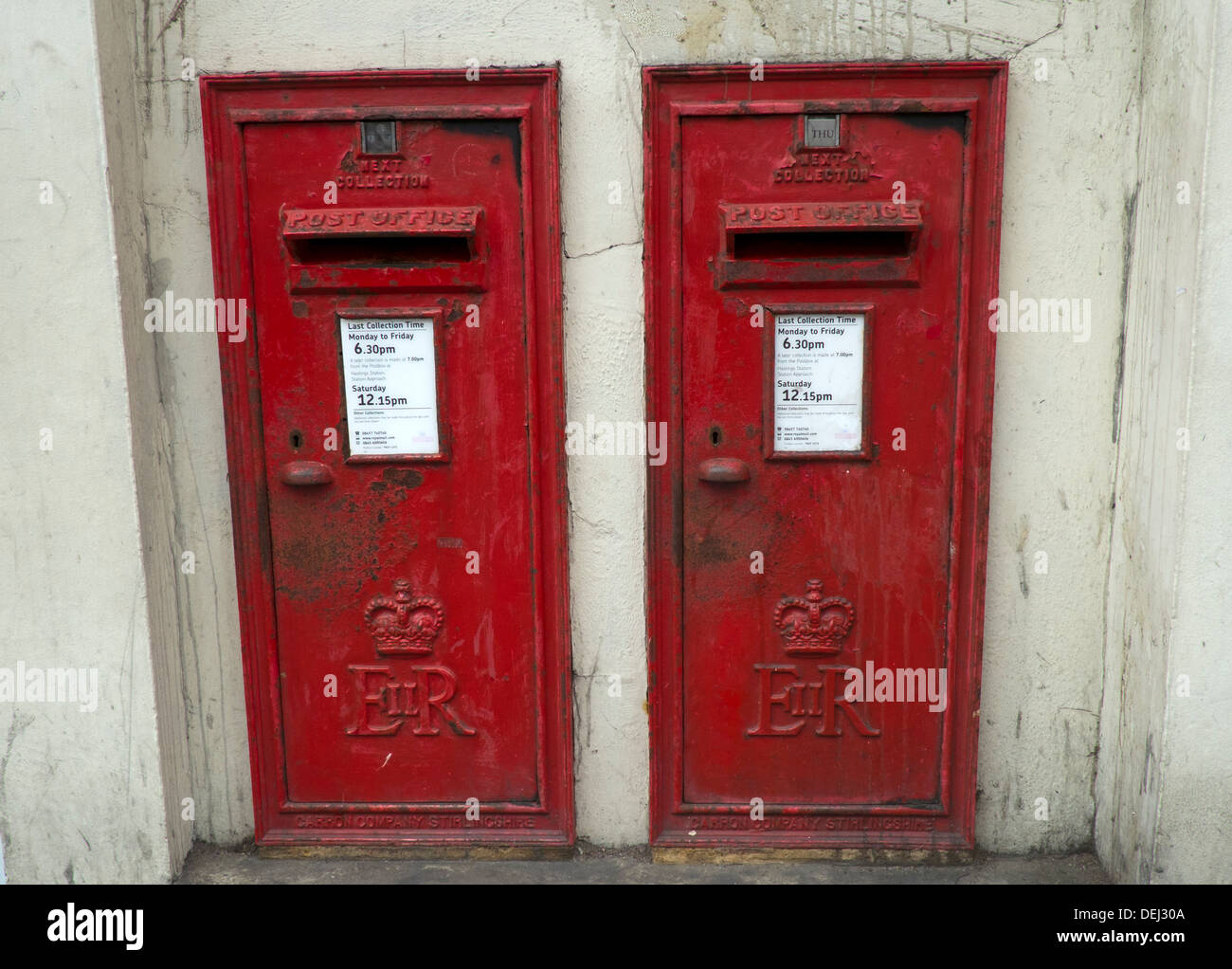 Royal mail letter boxes hi-res stock photography and images - Alamy