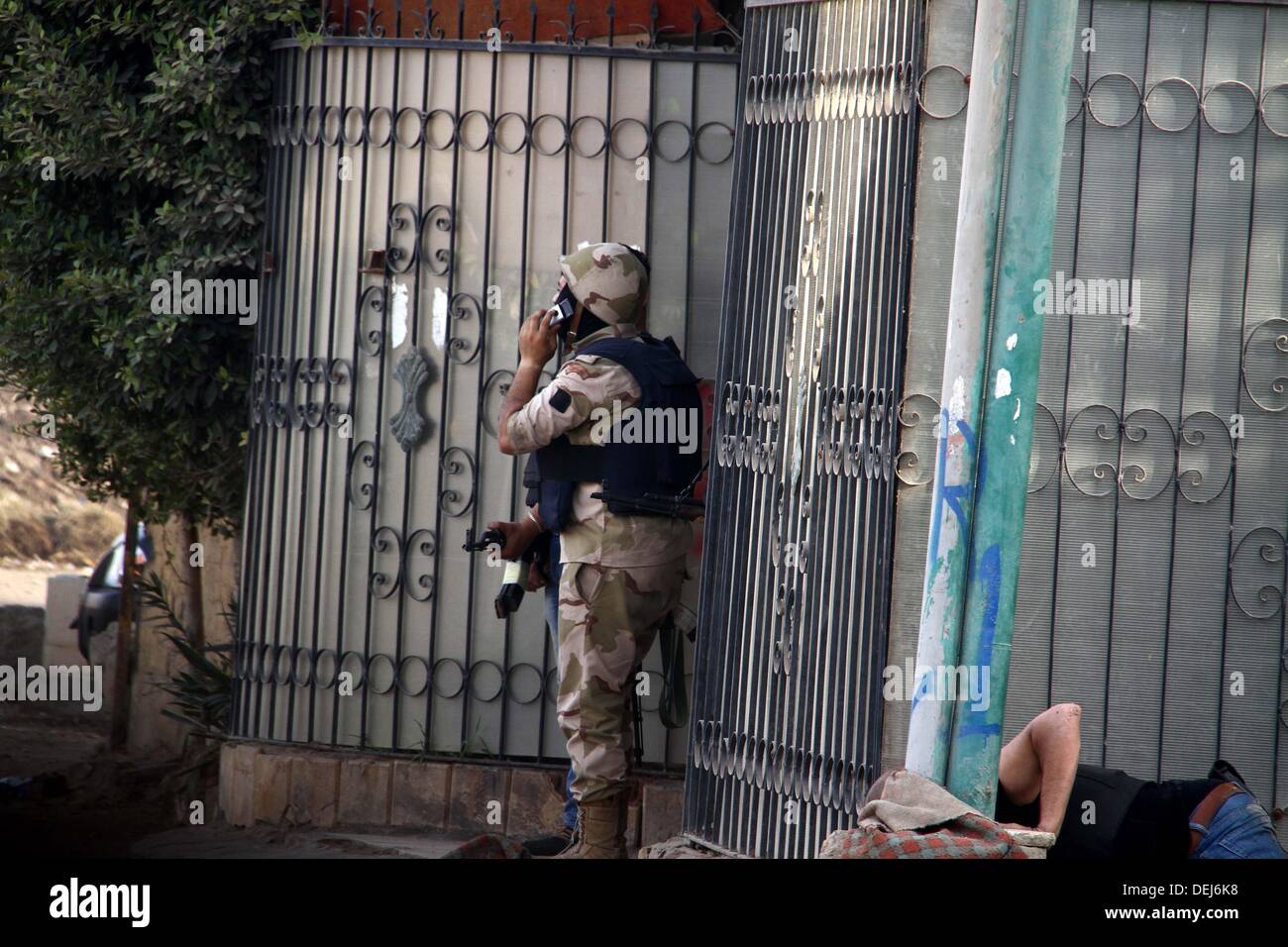 Cairo, Cairo, Egypt. 19th Sep, 2013. Egyptian security forces stand ...