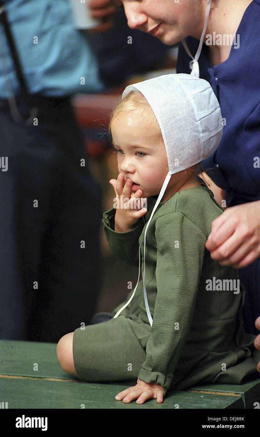 Amish cap hi-res stock photography and images - Alamy